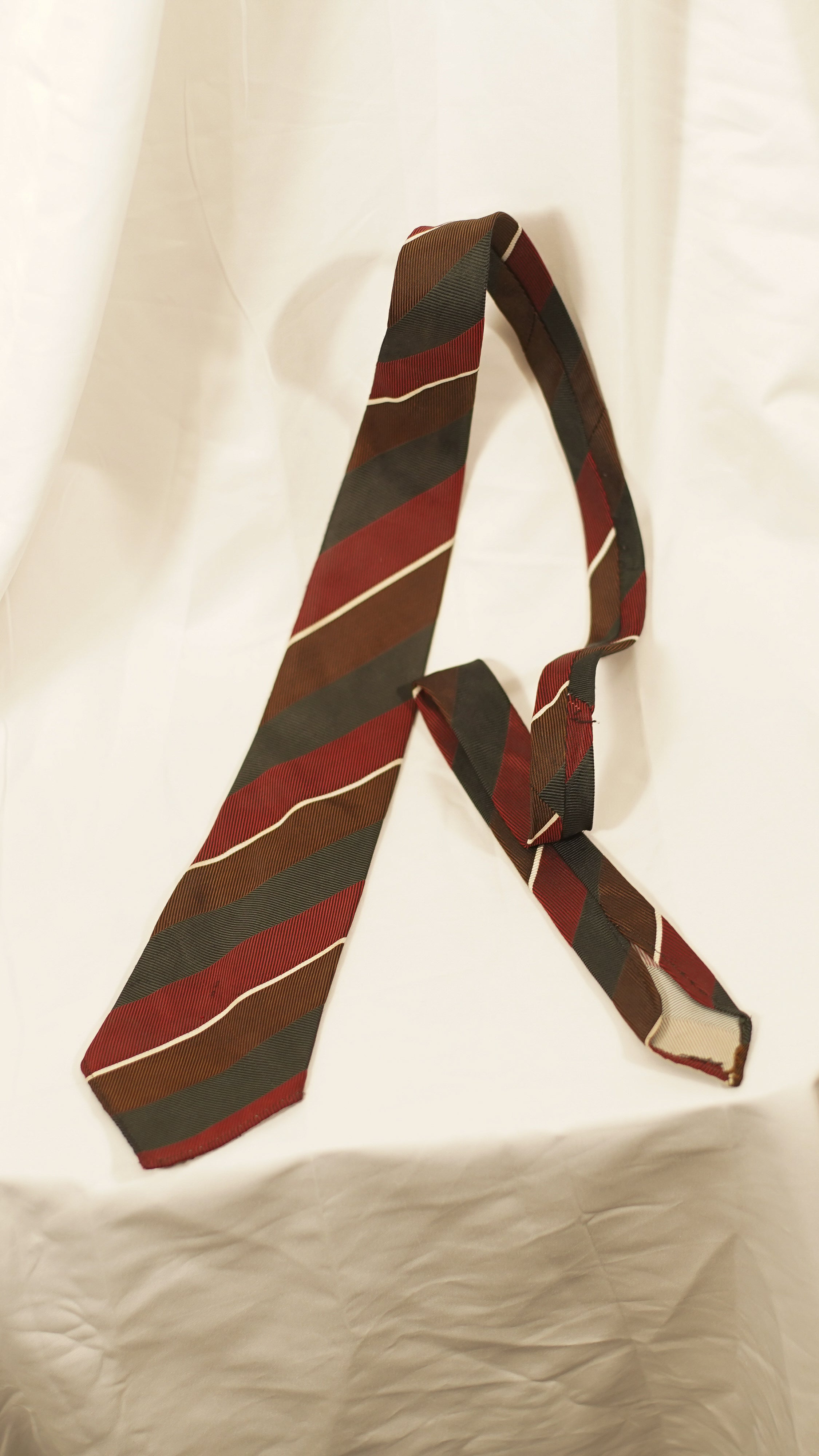 British 1950s Terylene Neck Tie – 19UJMILITARIA