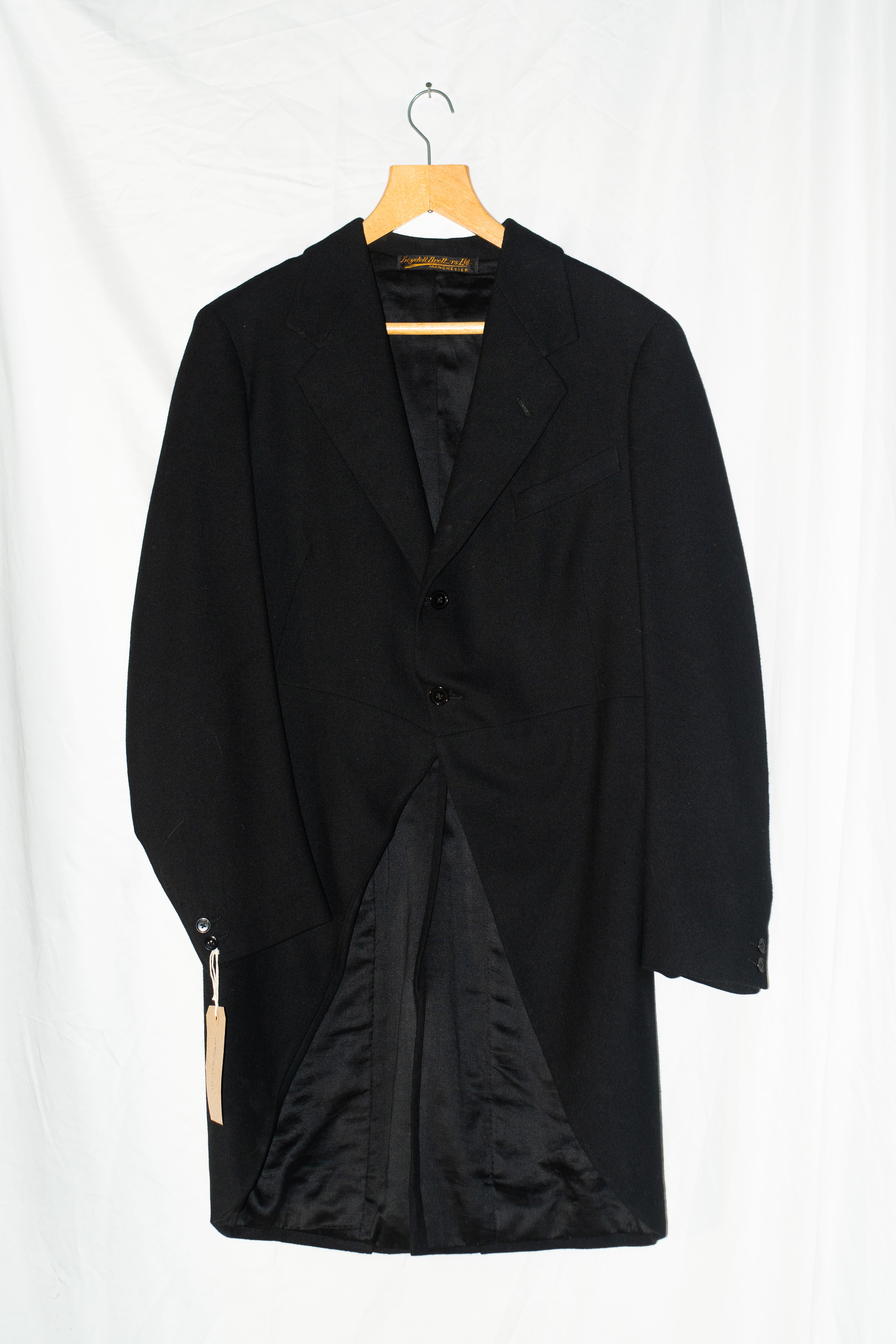 Dated 1927 Tails Coat Made In Manchester – 19UJMILITARIA